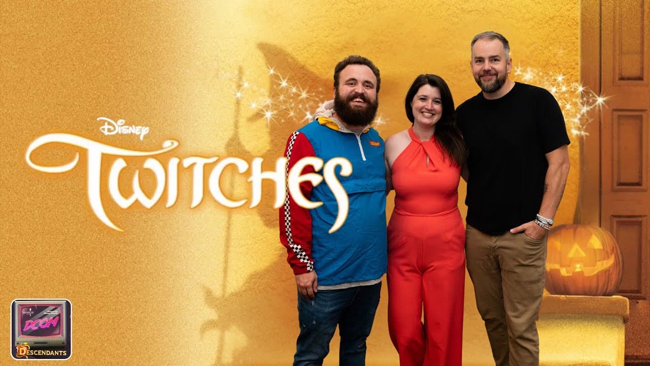 They're twins. They're witches. They're TWITCHES! | Deck the Hallmark ...