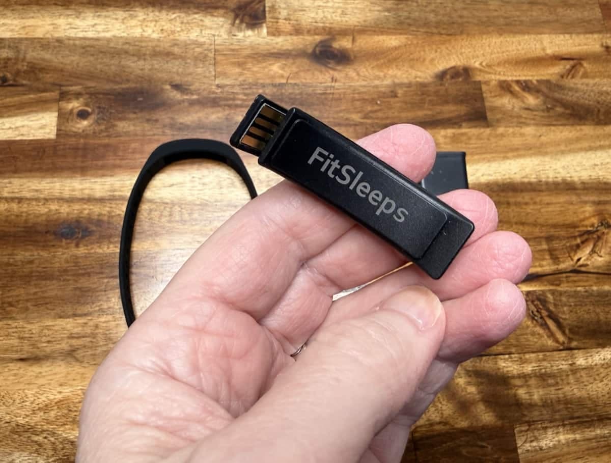 FitSleeps wearable alarm review: silent wake on wrist ...